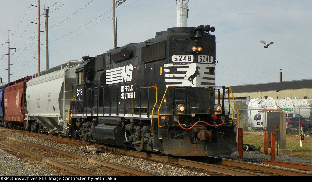 NS 5248 and BH18 the Gary Sugar Local on the B&OCT